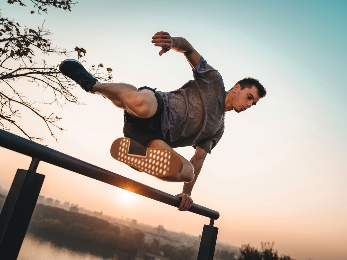 Workout mit dem Power Band: 7 Top-Übungen für mehr Stabilität - Laufen.de