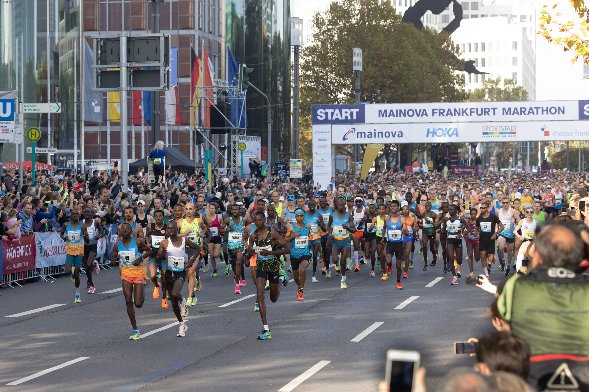 Hendrik Pfeiffer in 2:11:28 Stunden starker Siebter: Die schönsten ...
