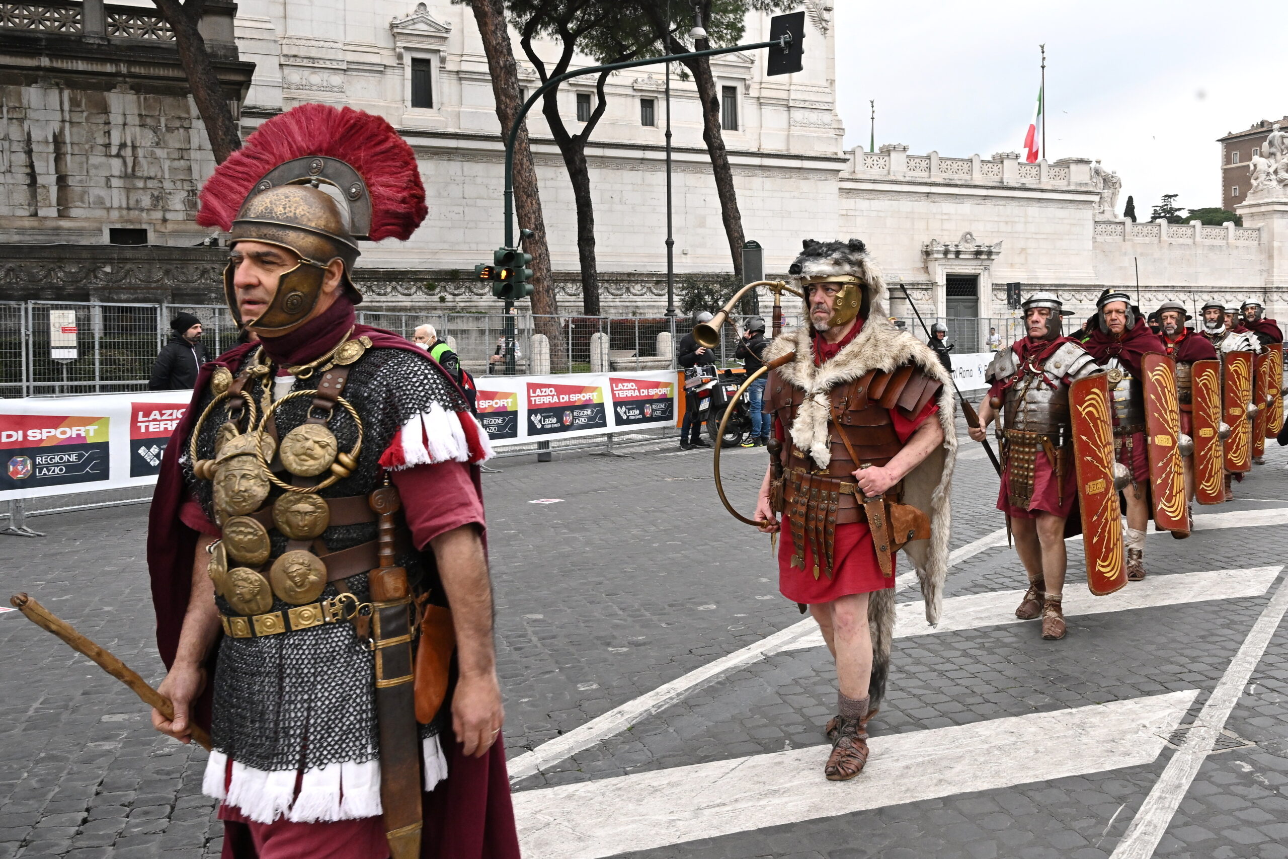 Eine Zeitreise durch die Antike: Run Rome The Marathon - erlebe die ...