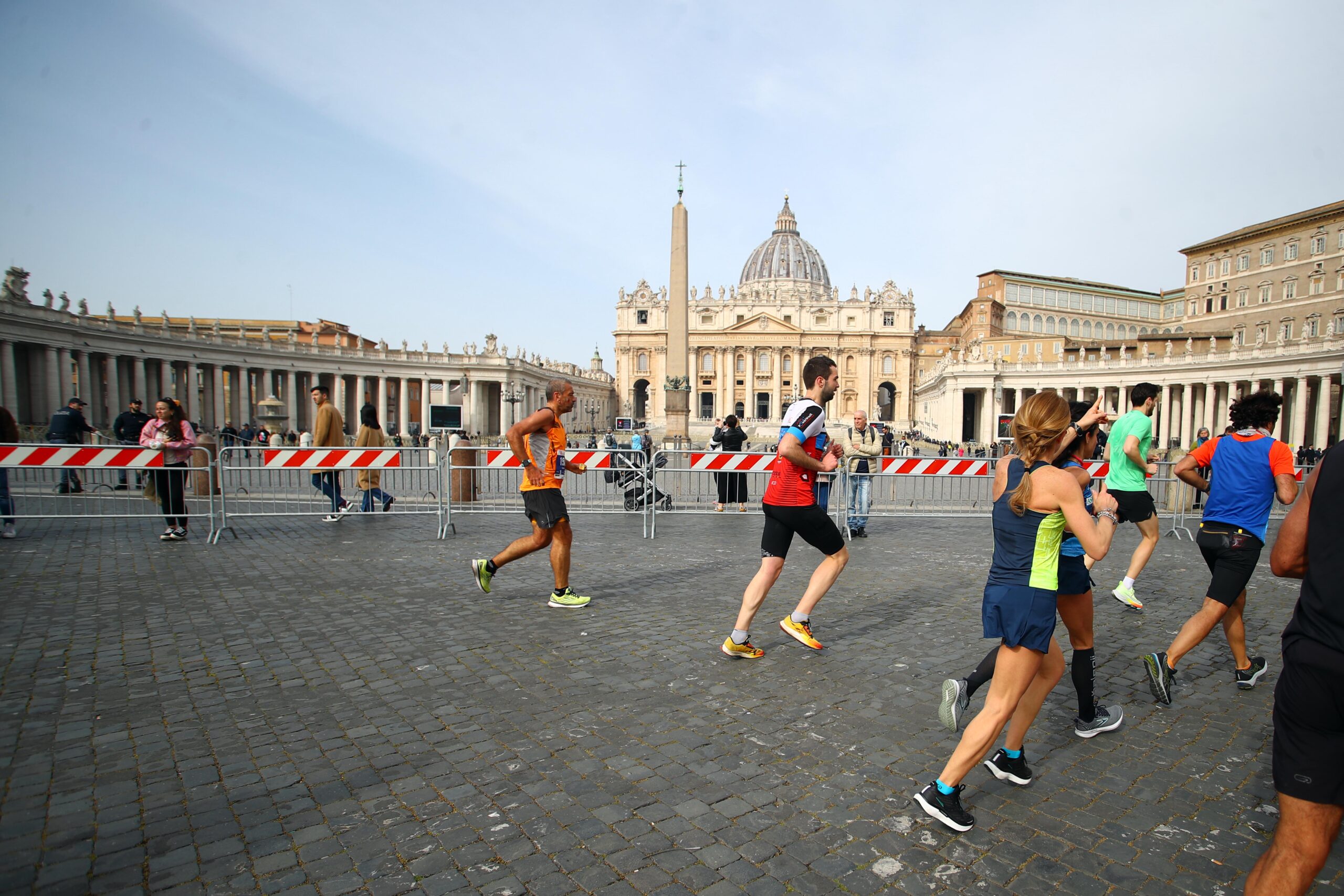 Eine Zeitreise durch die Antike: Run Rome The Marathon - erlebe die ...