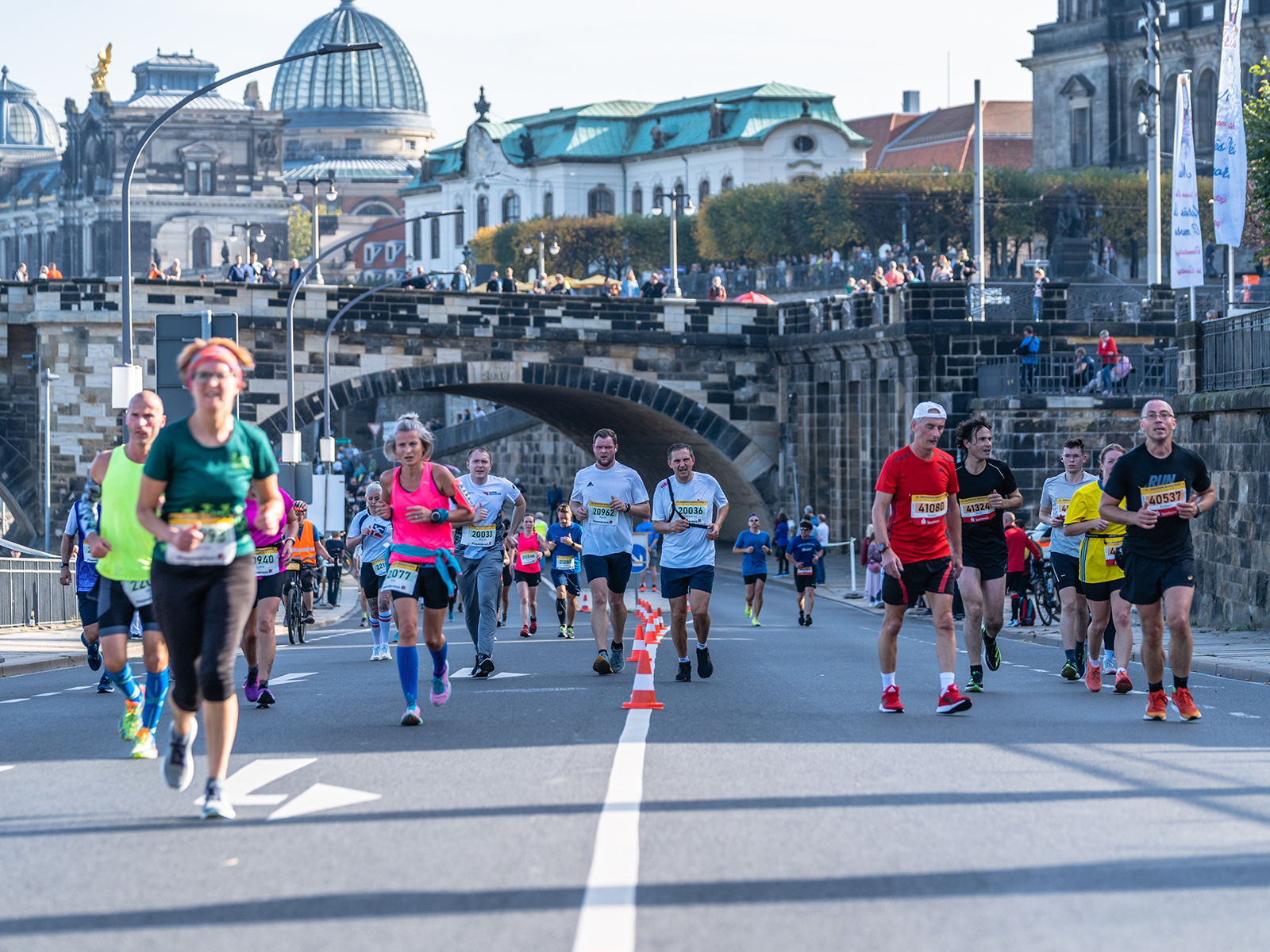 Sachsens Laufszene: Das läuft in Dresden: Sightseeing und Laufen ...