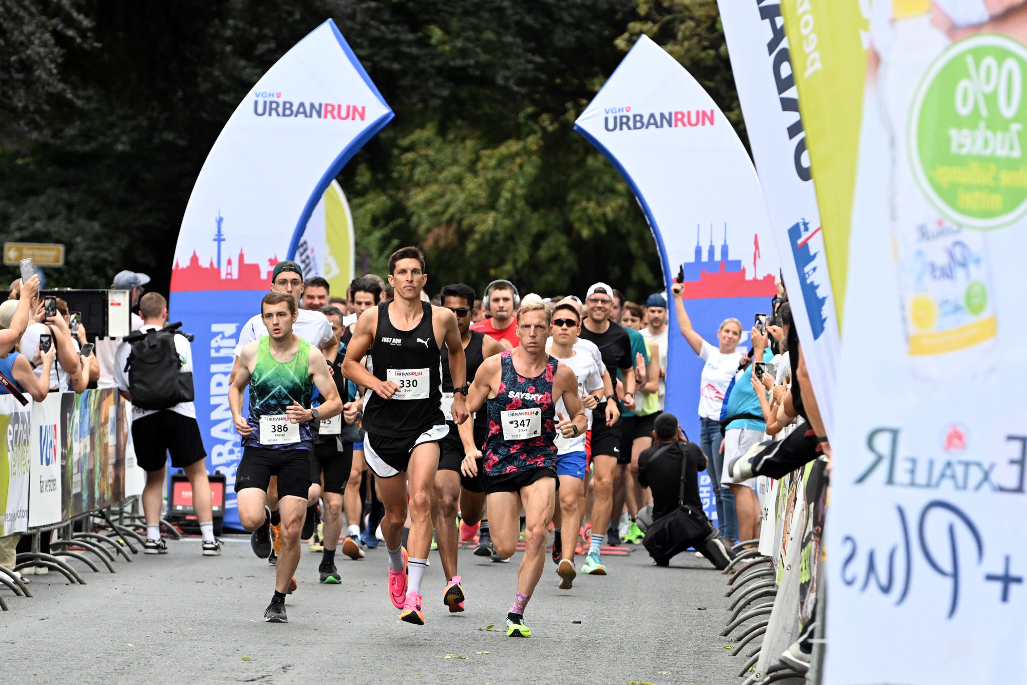 Bildergalerie: Mehr als 200 Fotos vom VGH Urban Run in Hannover - Laufen.de