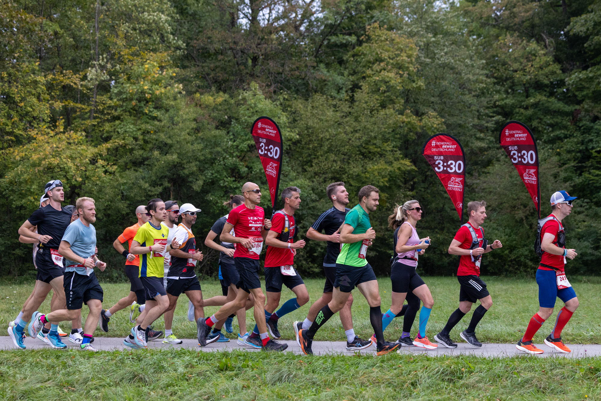 Bildergalerie: Fast 400 Fotos vom GENERALI MÜNCHEN MARATHON - Laufen.de