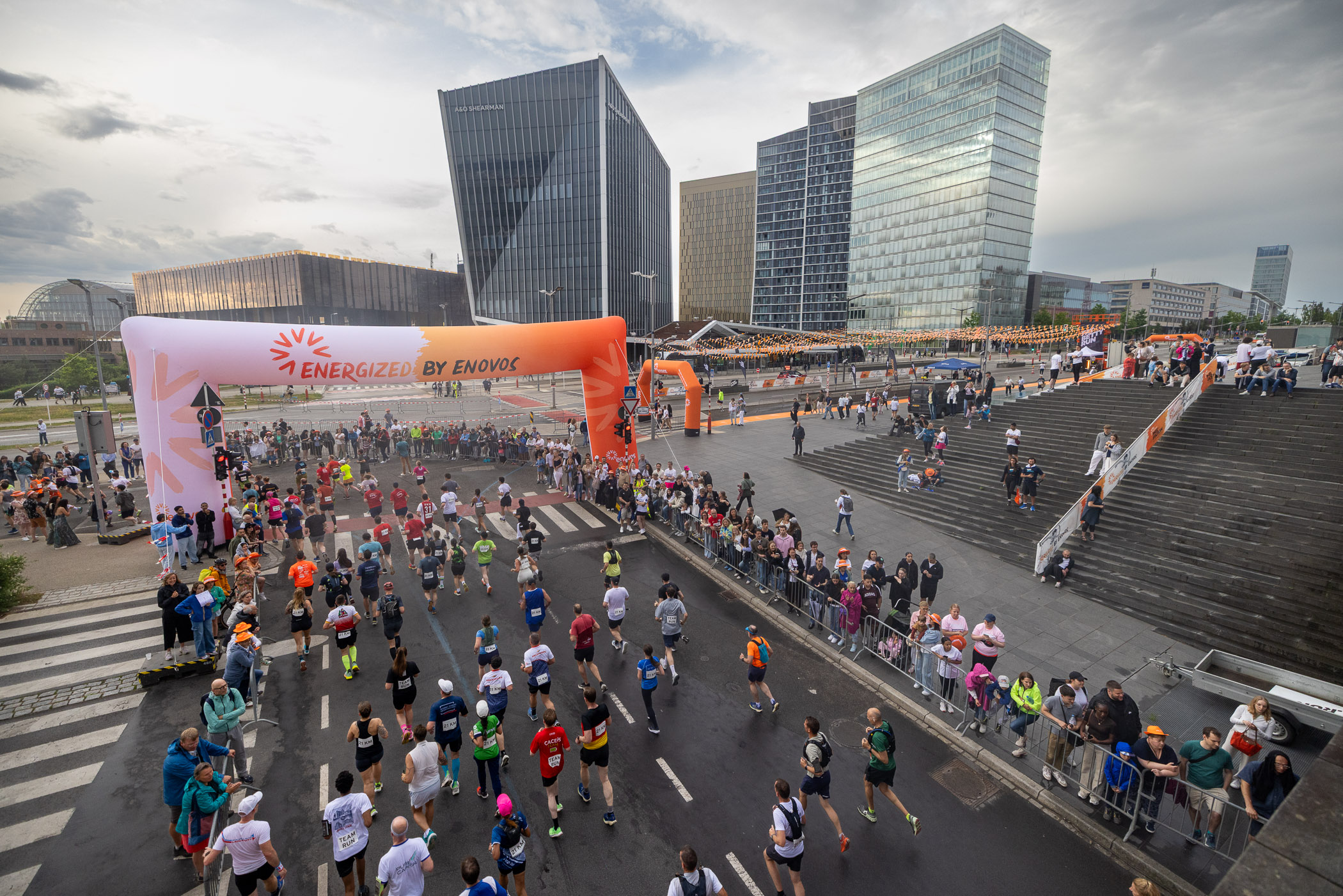 Bildergalerie: Über 400 Fotos vom ING NIght Marathon in Luxembourg ...