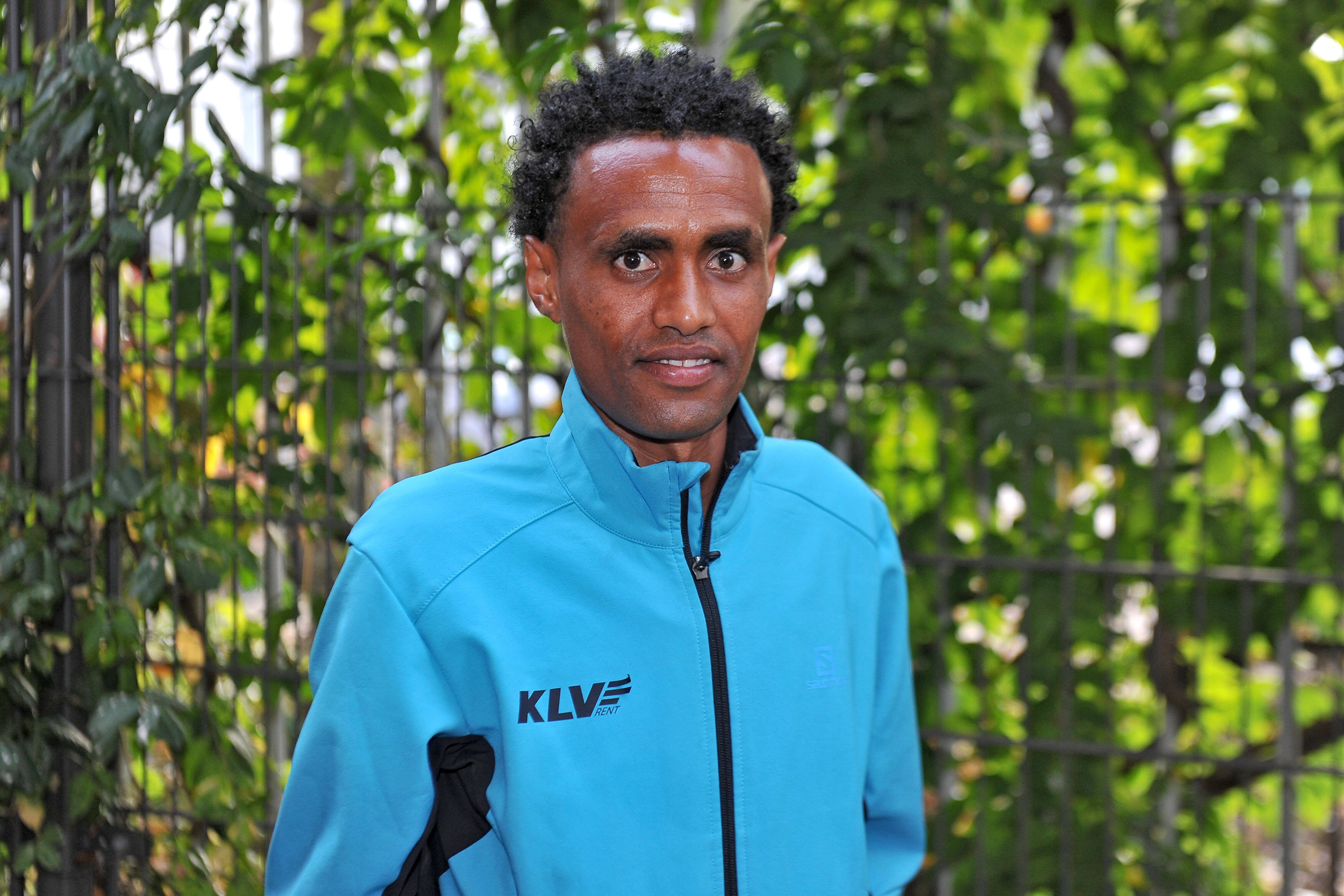 2:08:22 Stunden beim ersten Finish: Der irre Marathon von Filimon ...