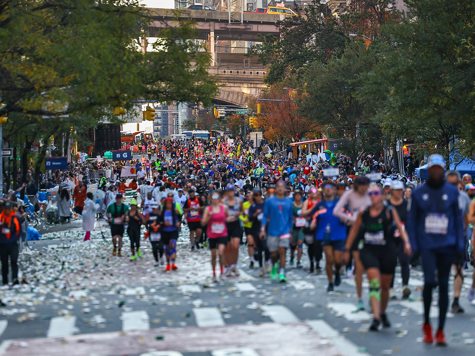 Fast 60.000 Teilnehmende: New York ist wieder der größte Marathon ...