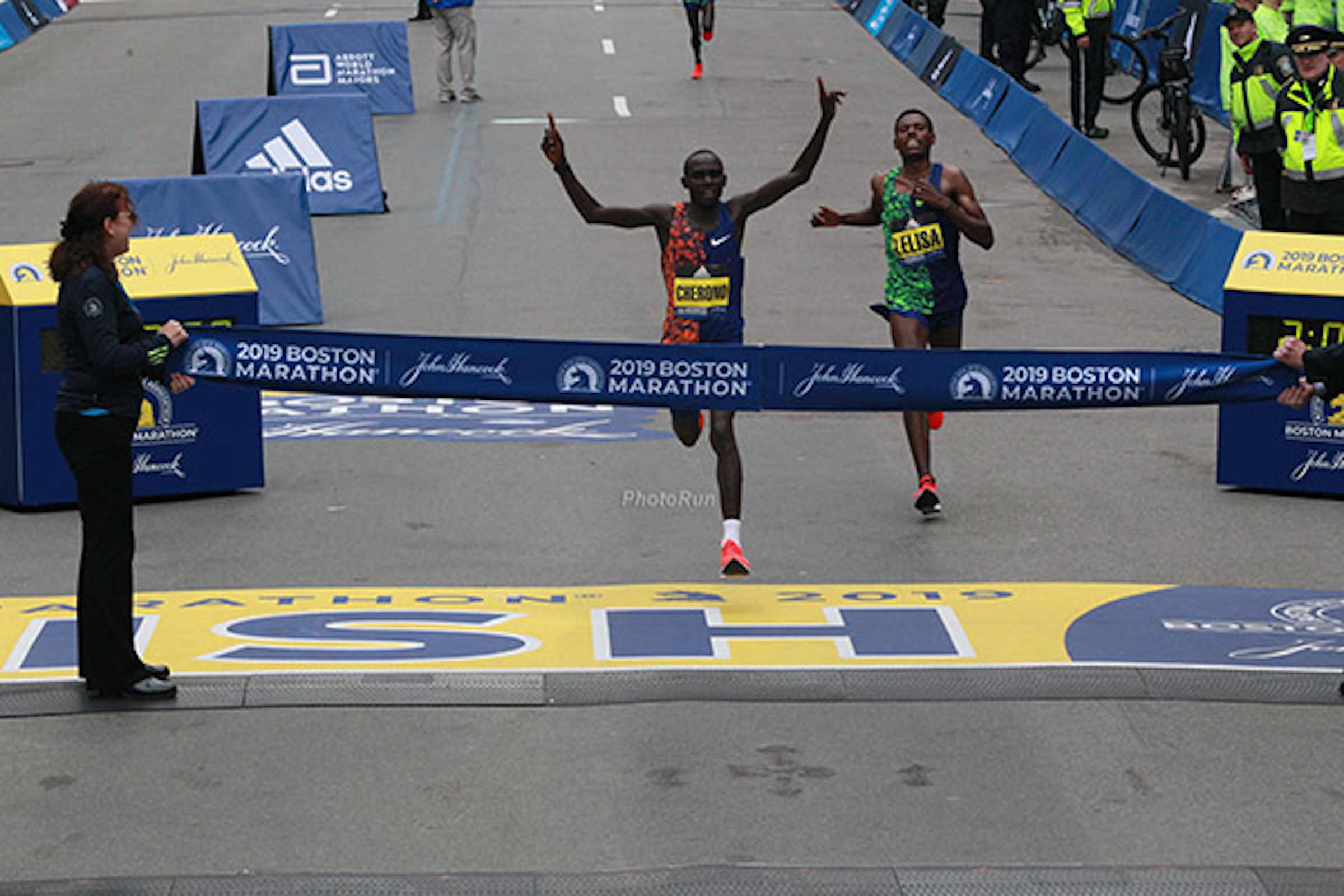Lawrence Cherono gewinnt Boston-Marathon nach Sprint-Finish - Laufen.de