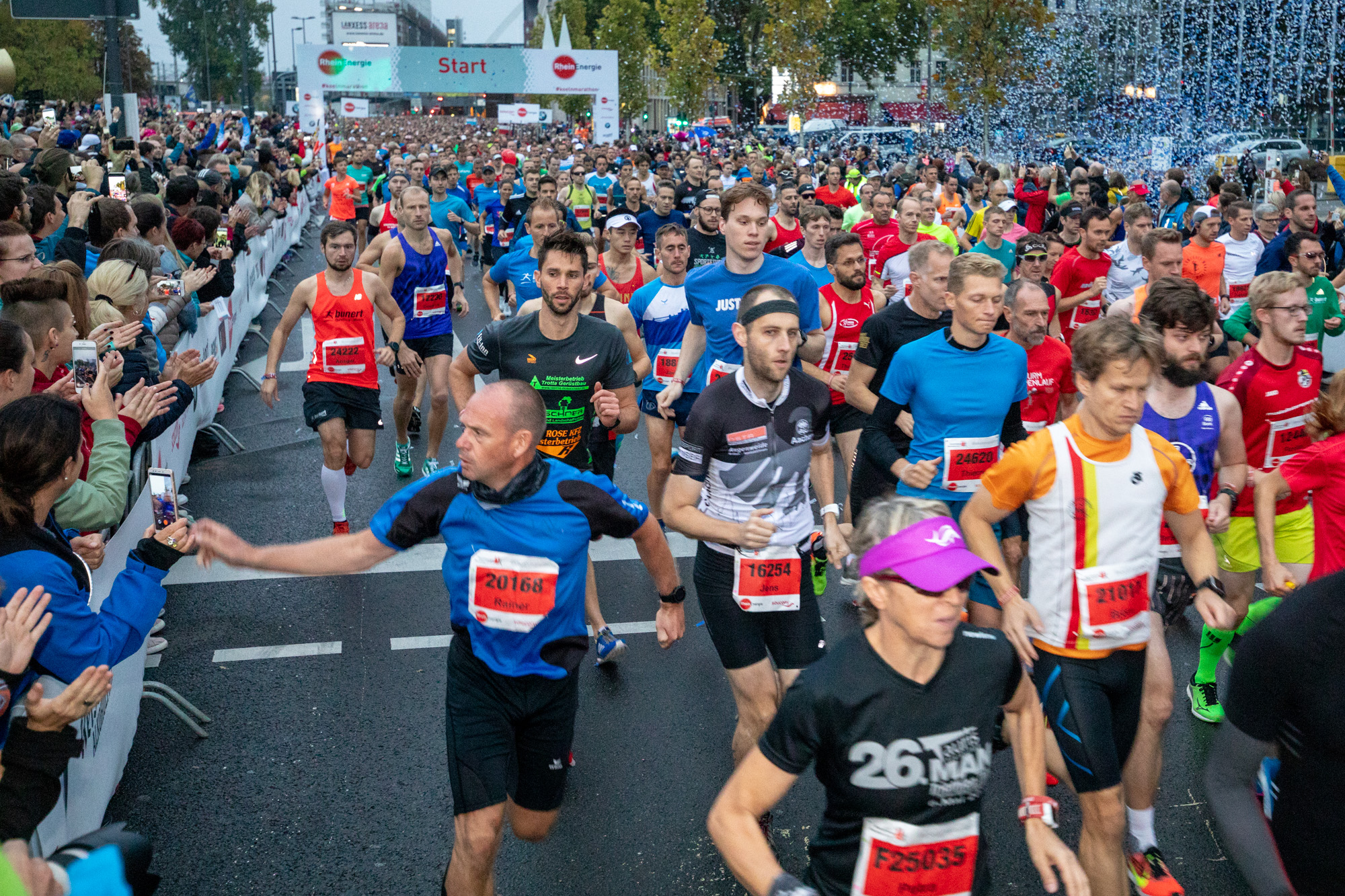 Köln: Alina Reh triumphiert im Halbmarathon - Über 300 Bilder aus der ...