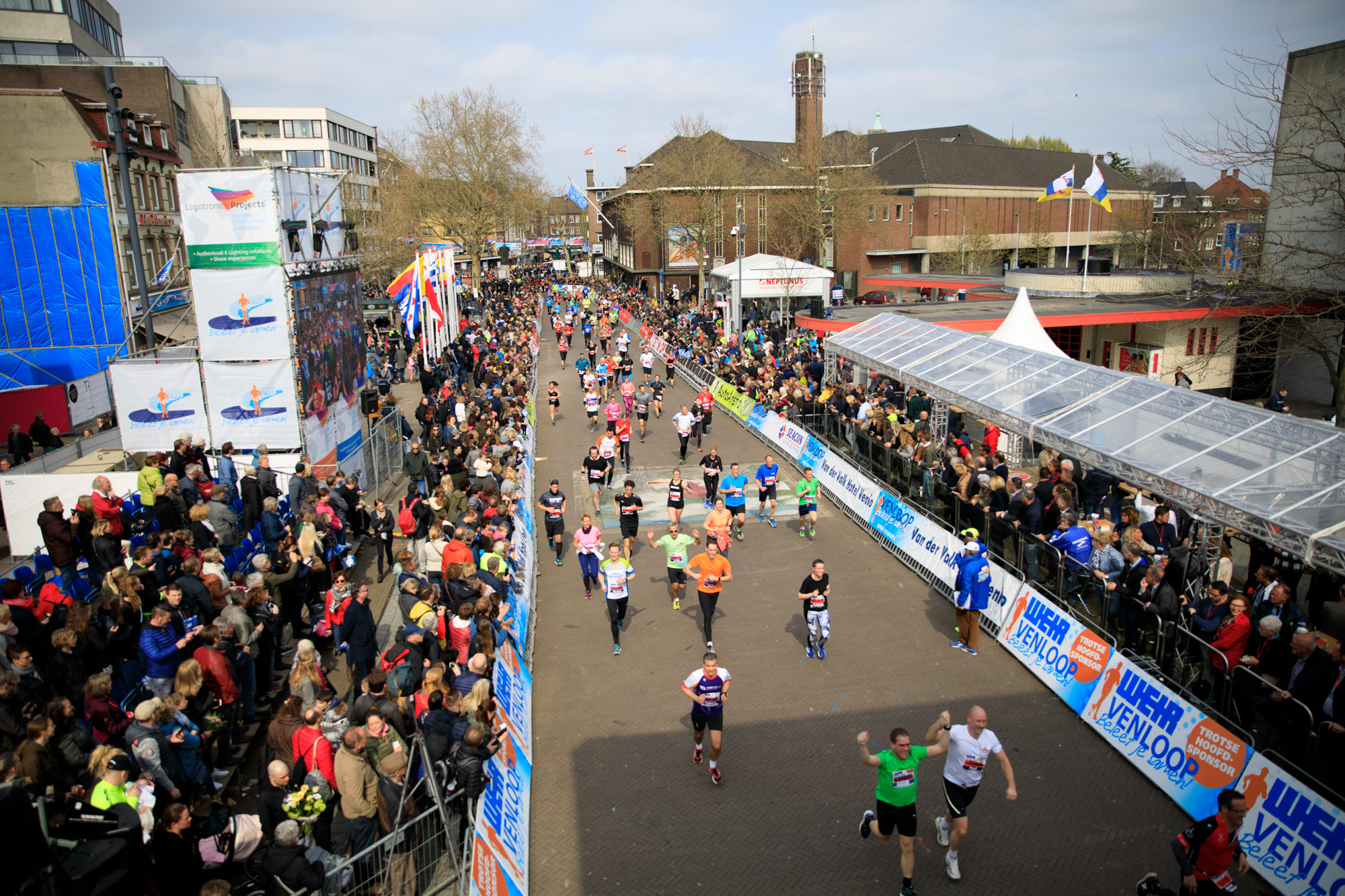 Die schönsten Bilder vom Weir Venloop 2019 - Laufen.de