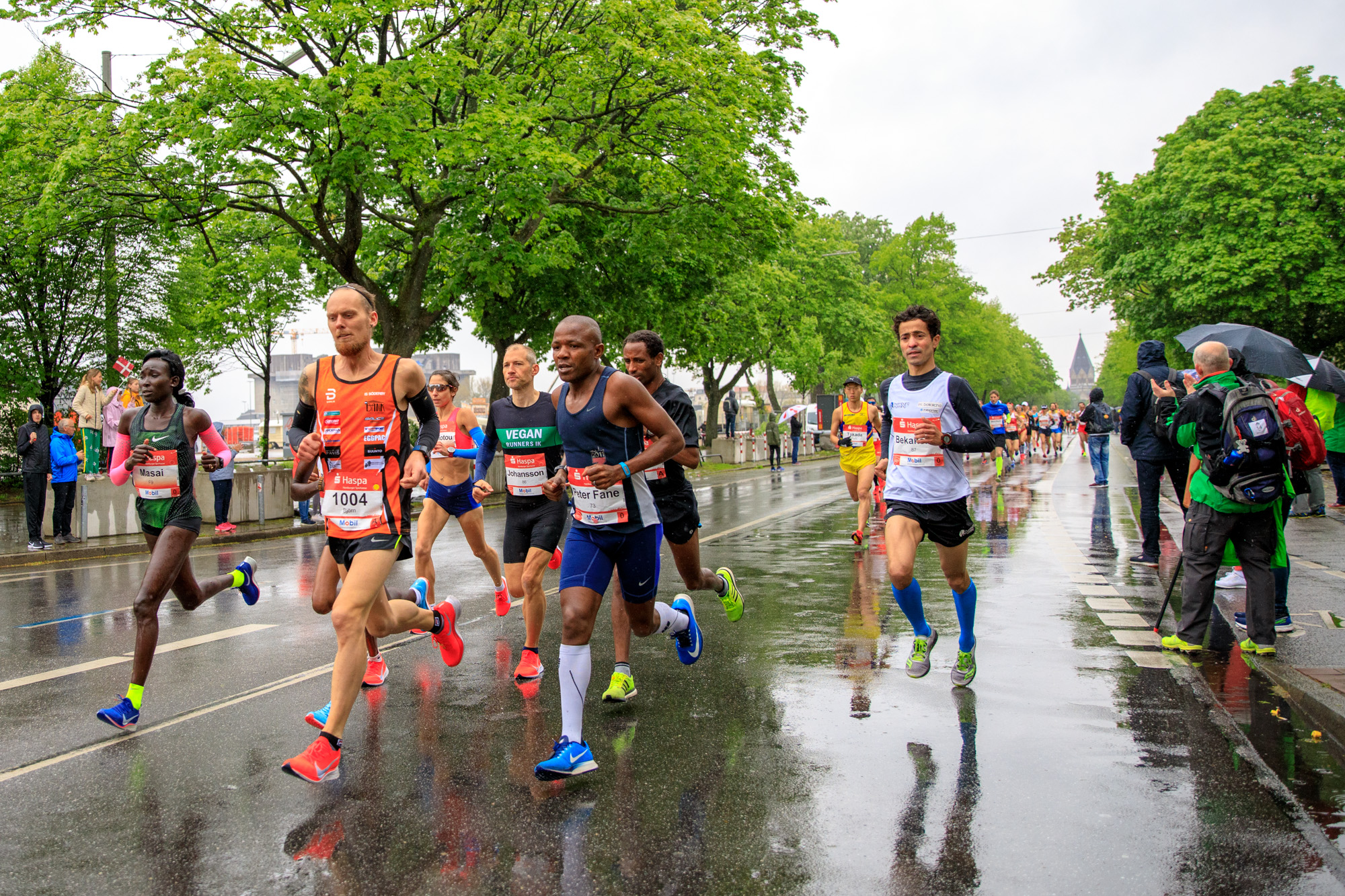 Über 200 Fotos vom Haspa Marathon Hamburg - Laufen.de