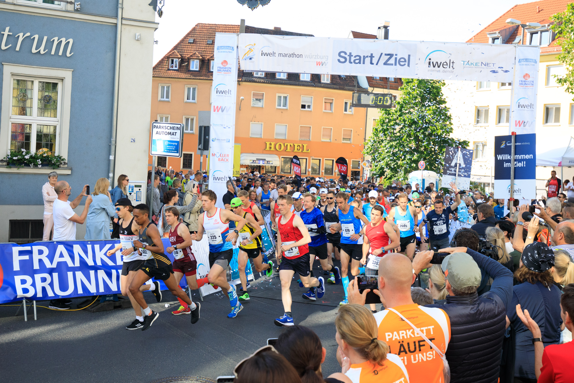 Die Bilder vom iWelt-Marathonlauf in Würzburg 2019 - Laufen.de